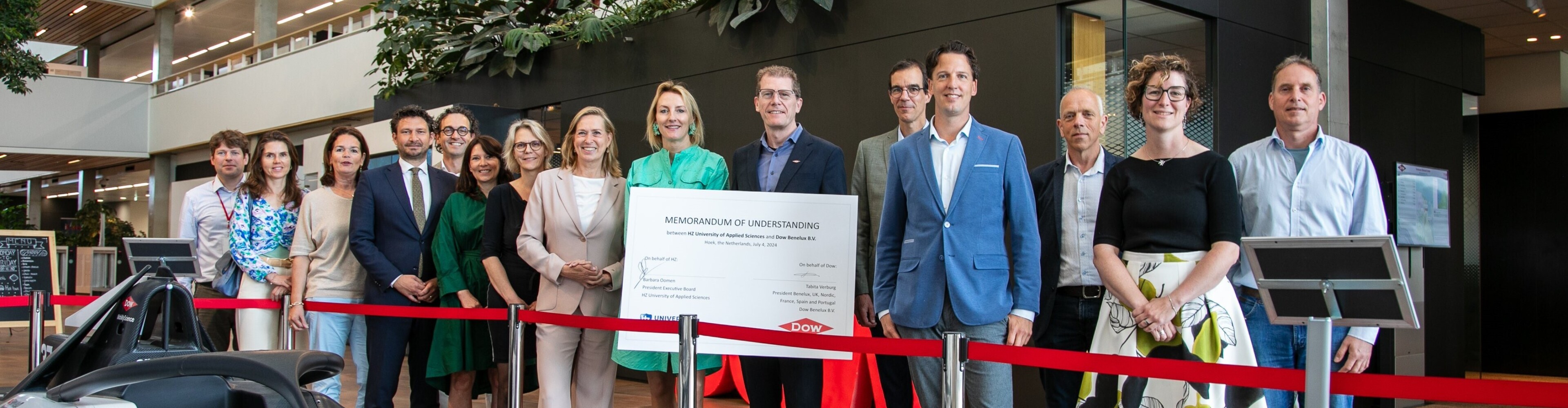 HZ en DOW verlengen hun samenwerking met vijf jaar | HZ University of ...